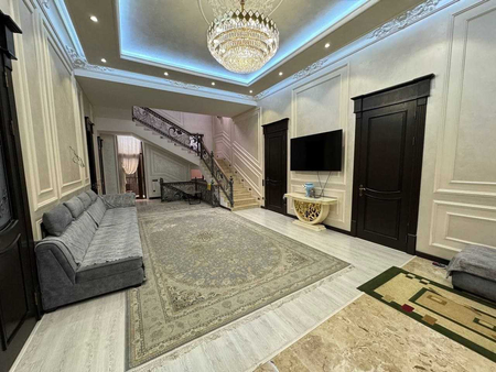 Продается Евродом Ориентир: Буз базар, школа WIST  690м2