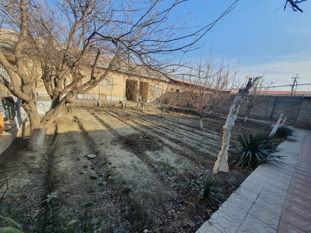 Uy sotiladi tayyor