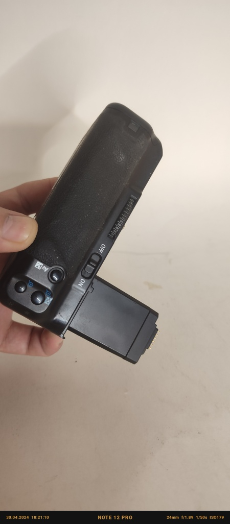 Meike MK-500D Battery Grip for Canon 450D 500D 1000D