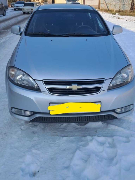 Gm Lacetti 2015 kelishiladi