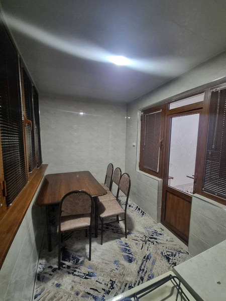 Vokzal hududida 3 xona qilib tayyorlangan kvartira sotiladi!