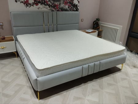 Двуспальные кровати с мягким изголовьем, открывающиеся, матрасы