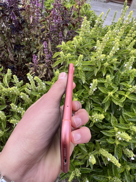 Iphone xr 128 tali srochna