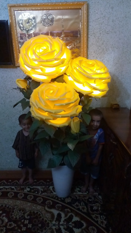 Izalondan gullarimiz bor. Zakazgayam tayyorlimiz o'rgatibam qo'yamiz