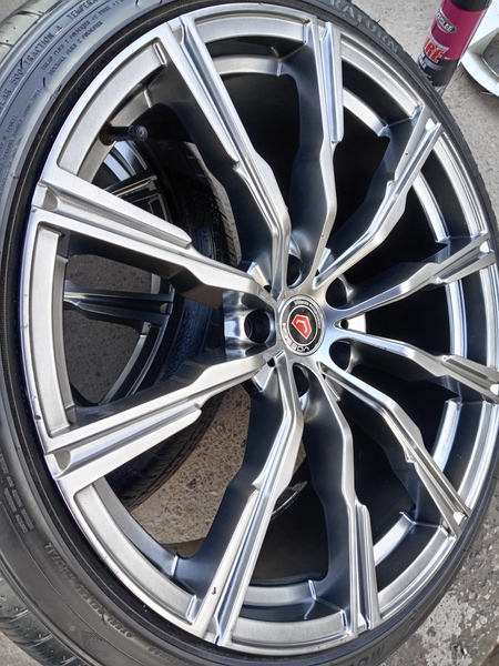 R20 BMW DISKA Balon Xolati idial