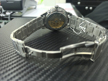 Seiko Presage SSA425J1 наручные часы