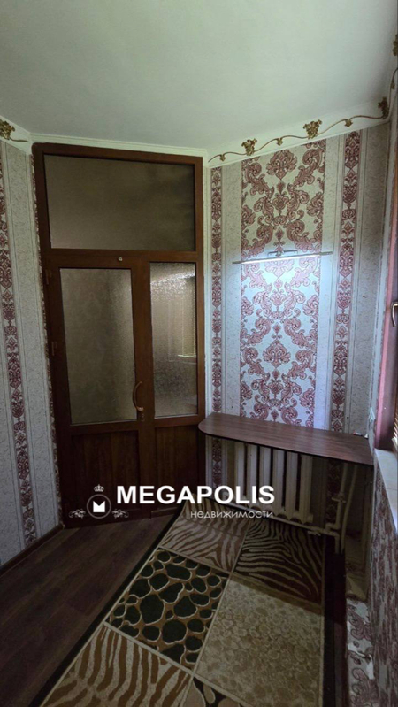 9 квартал 1в2/4/4 Балкон 1.5х3 Райхон кафе