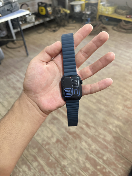 Iwatch 8/45 93% ideal