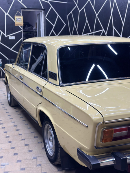 Jiguli vaz 2106 mator 011 sotiladi. Holati zor