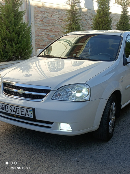 Лачетти 1.8 сотилади lacetti 1.8 sotiladi