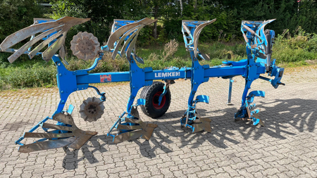Lemken Europal 8 . Claas, John Deere, Case, Belarus tortadi