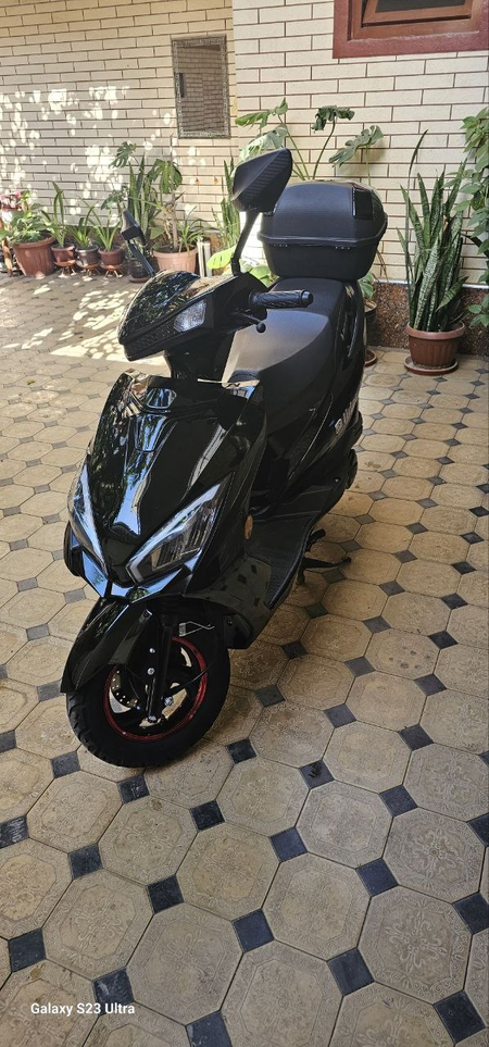 Skuter sotiladi benzinlik  150cc