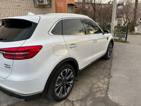 Срочно Продам машину FAW Hongqi HS5 4x4 возможно рассрочка