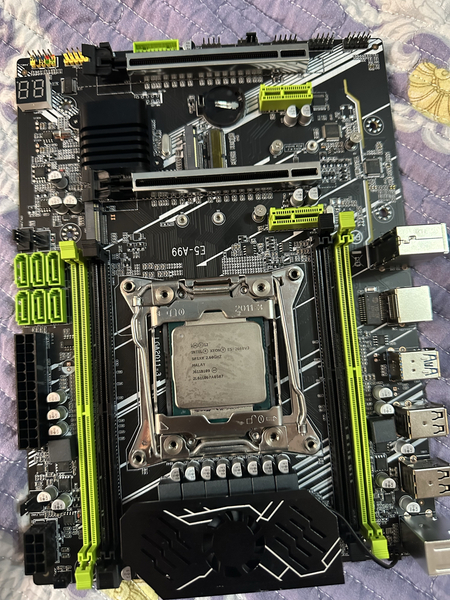 Qiyida x99 материнская плата Xeon Lga 2011