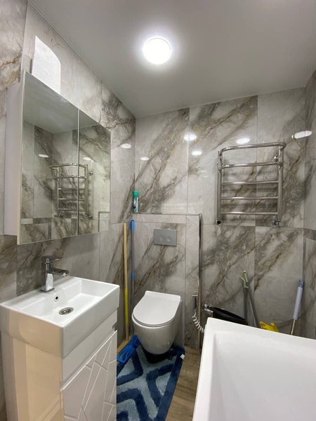 3/2/4 Буюк Ипак Йули 70m²
2х6 Кирпич 

Состояние: Евроремонт 
Ор-р: Ме