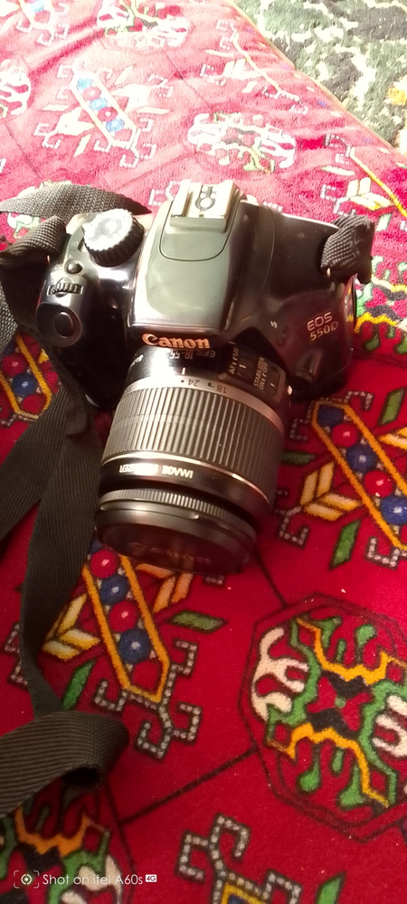 Canon 550D Foto video camera