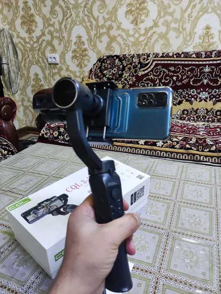 Продается стабилизатор для телефона / Gimbal