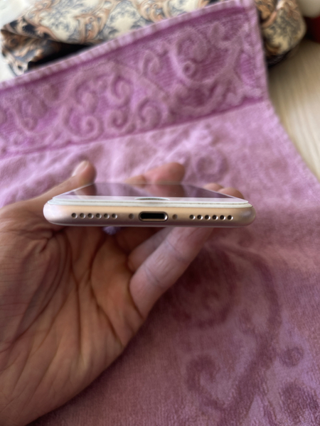 iPhone 8 64 76% bez karopka