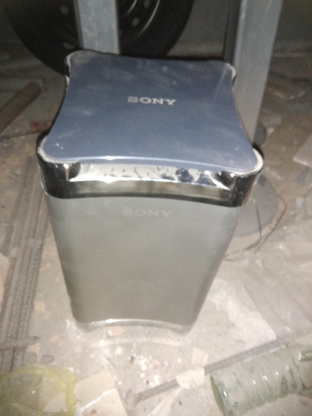 Колонки с усилительям для домашних кинотеатра от компании Sony