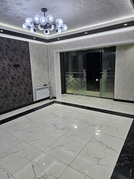 Аренда Нежилой пом. 125м2. 1 линия по ул. Нукус. Ор-р.  PIRAMID 2500$