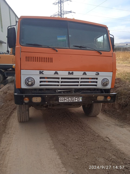 Kamaz samasval srochna sotiladi