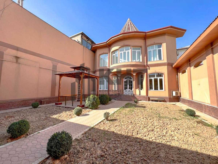Сдаётся помещение под офис 350м2 Мирзо Улугбекском районе ул.Никитина