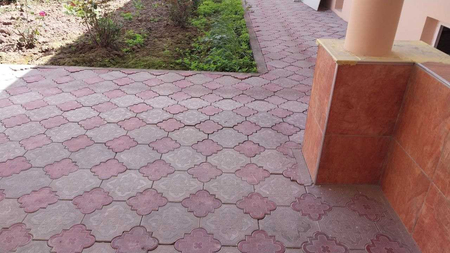 Брусчатка срочно сотилади