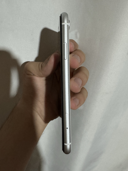 iPhone XR 64GB LL/A