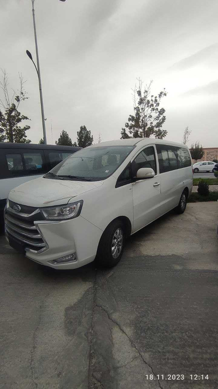 JAC M4 Endi B pravada haydashingiz mumkin