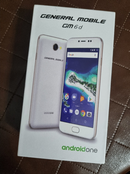Продаю новый General mobile 6