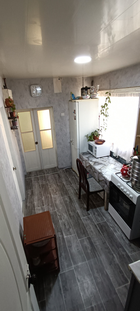 Продается трёх комнатный дом на участке 6 соток