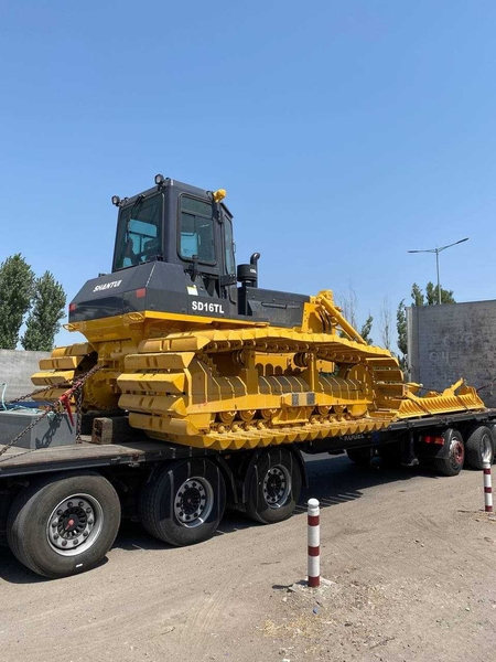 В наличии! Бульдозер SHANTUI SD16