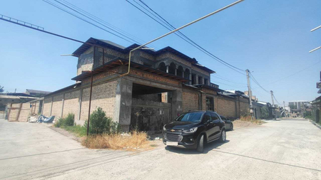 Срочно продается коробка дом, Юнусабадский район (Амер.пос-во)