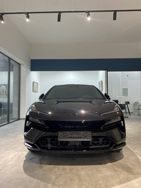 LOTUS NYO ELETRE Electrosportcar 612L/S