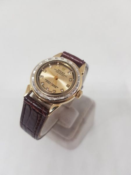 Женские золотые Rolex по доступной цене. Отличный вариант для подарка!