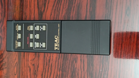 Касетная дека Teac V-3010