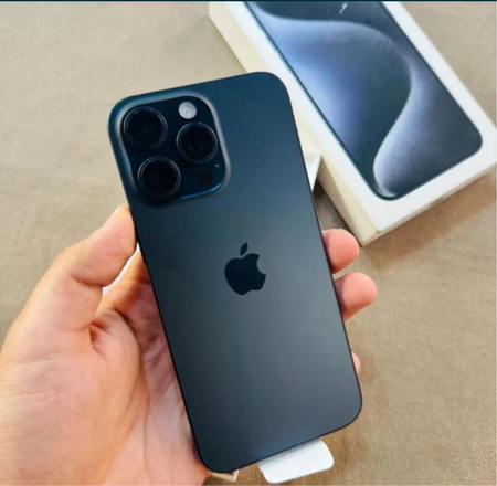 iPhone 15 pro max 256 gb идеал