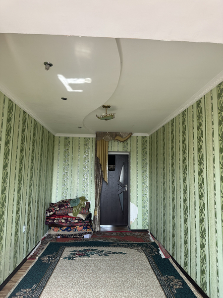 шайхонтохур. ганга. с14.    2 хона. 5/5. 60 кв 67000$