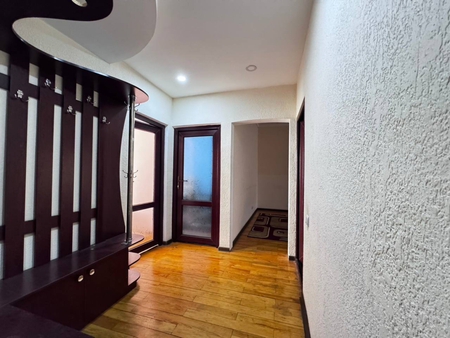 Срочная 3/4/4 70м² Минор Метро 87.000