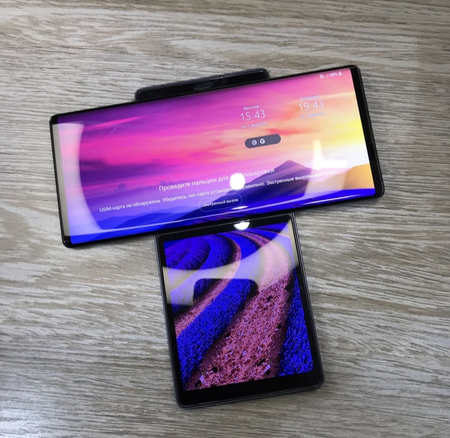 LG stilni modni telefon