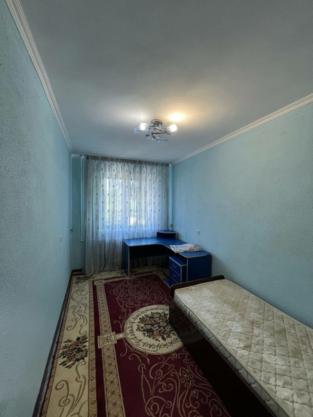 3 xonali uy ijaraga qoyamiz Universitut