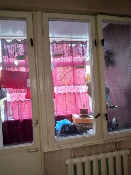 Продается яшнабадский район 3 ком На панельном