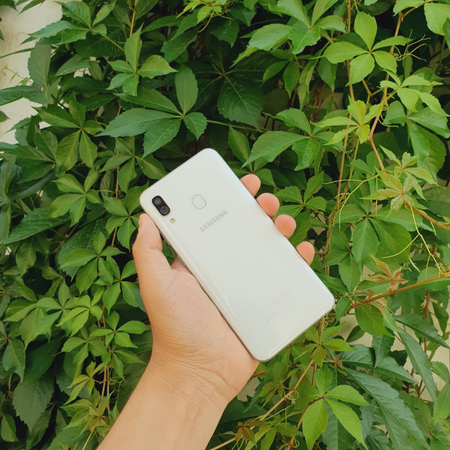 Samsung Galaxy A30