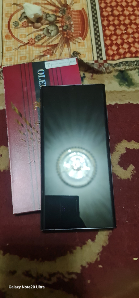 Samsung s 22 ultra Display sotiladi Koreyski yangi