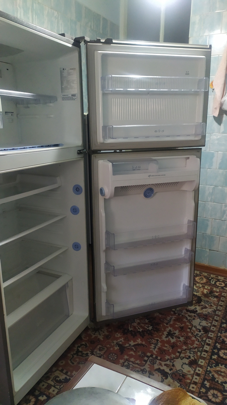 Xolodilnik LG 2kamerali katta