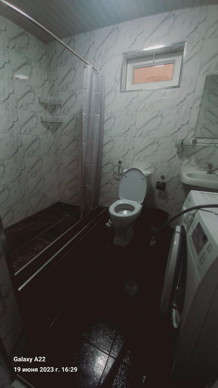Dacha ijaraga beriladi.Chorvoq
