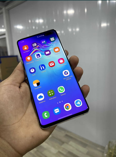 Samsung s10 5g v xoroshem sostayanie