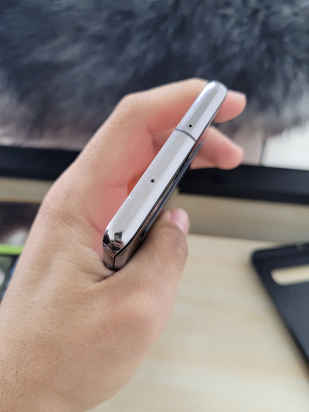 Samsung galaxy S10 128gb Flagman