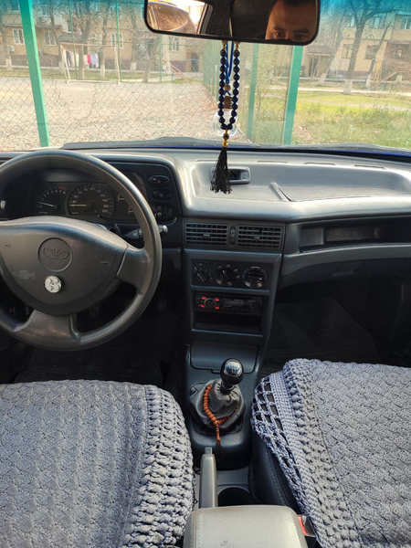 NEXIA 1 DOHC srochna Sotiladi