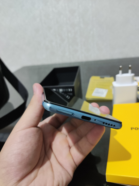Poco F3 128/6+6Gb